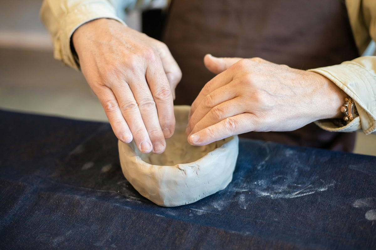 Atelier poterie modelage pour adultes – Les Fermes De Gally